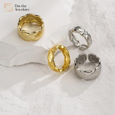China 18k Real Gold Plated Wide Band Rings Couple Wavy Texture Adjustable Size for sale