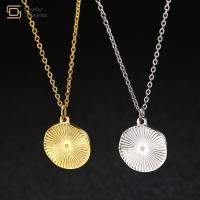 China 18k Gold Plated Titanium Steel Irregular Queen Elizabeth Coin Pendant Necklace 45cm for sale