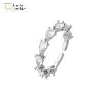 China 18k Gold Plated Brass Adjustable Pear Shaped Crystal Zircon Engagement Ring 2-8mm for sale