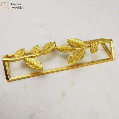 China Gold Metal Leaf Napkin Rings 2 Inch Table Napkin Holders for Wedding Party Dinner Decoration for sale