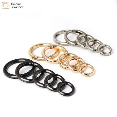 China Circular Clips Trigger Spring O Rings For Keyrings Buckle Bags Purses for sale