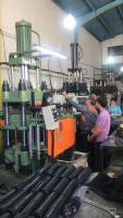 China Manufacturers Injection Molding 200T Rubber Silicone Hydraulic Machine 1000 Sets/Year for sale