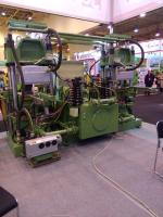 China 15KW Rubber Vacuum Compression Molding Machine/ Curing Press with Advanced Technology for sale