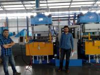 China Budget-friendly Vacuum Compression Moulding Machine/Hydraulic Vulcanizing Press for sale