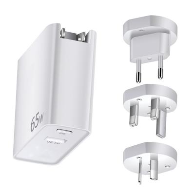 China Foldable 65w Uk Eu Au Us Travel Plug Adapter With 1 Usb-c Pd and 1 Usb-a Qc3.0 Worldwide Universal Charger for Laptops for sale
