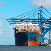 China Continuous Tracking International Sea Shipping From China To UK Sea Freight for sale