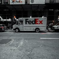 China Door To Door Delivery DHL UPS FedEx Cross Border Courier Shipping From China To Qatar for sale