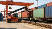 China Door To Door Chinese Freight Forwarder Shipping From China To Europe Railway And Trucking Options for sale