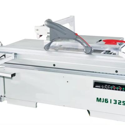 China Max.Cutting Height at 45° mm 50mm Woodworking Panel Saw Sliding Table Saw MJ6132S for sale