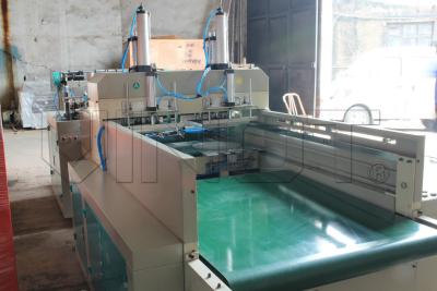 China Easy Operation Carry Bag Making Machine Low Energy Consumption 3.8kw for sale