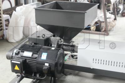 China Customized Size Plastic Rope Making Machine 90 - 130kg / H Capaticy for sale