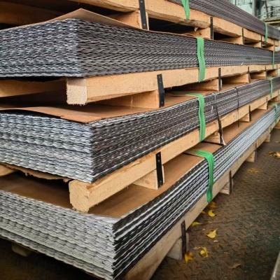 China ASTM 316 Embossed Stainless Steel Sheet Anti Skid 1400x6000mm 0.65mm 2B Finish for sale