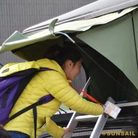 China Single Layer Sunsail Hard Shell Car Roof Top Tent for Outdoor Entertainment for sale