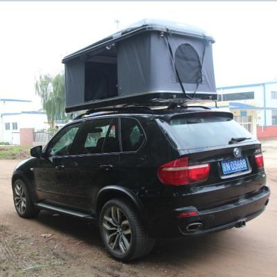 China Camouflage Field Game Fiberglass Open Skylight Hard Shell Car Roof Top Tent 214X130X28cm for sale