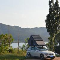 China Discover the Perfect Four-Season Tent One Bedroom Pop Up Aluminium Roof Top Tent with Roof Platform for sale
