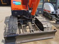 China Mini Hydraulic Crawler Excavator Doosan DH55 with LOW WORKING HOURS at Affordable for sale