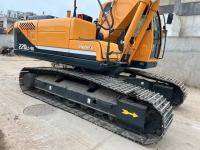 China Get the Best Deal on Used Hyundai Excavator 220LC 220 305LC with 1.6m3 Bucket Capacity for sale