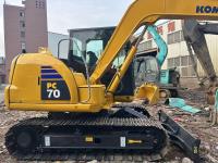 China 7 Ton Excavator 8 Ton Komatsu PC70 PC60 in Japan Directly Crawler Max Digging Radius 1450mm for sale