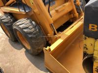 China Earth-moving Machinery Mini Wheel Loader Case Skid Steer Loader with 4x4 Wheel Drive for sale