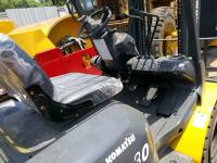 China Secondhand Komatsu Original Japan Forklift Truck 3 Ton Used Diesel FD30 FD80 FD50 Forklift for sale