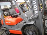 China Second Hand Japan Forklift 3 Ton FD30 2tons 3t 5t 3000kg 5000kg Weight KG 4000 kg for sale
