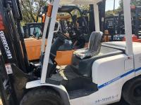 China Printing Shops Boost Productivity with Low-Priced Japan Made FD30 Forklift for sale