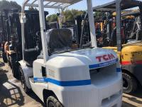 China Printing Shops Boost Productivity with Low-Priced Japan Made FD30 Forklift for sale