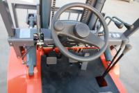 China 4000 kg Capacity Diesel Forklift Truck with Euro 3 Euro 5 EPA Engine Latest Design for sale