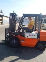 China 4000 kg Capacity Diesel Forklift Truck with Euro 3 Euro 5 EPA Engine Latest Design for sale