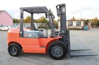 China 3.0-3.5 ton Diesel Forklift Truck with Japan ISUZU Engine and Euro5/EPA Certification for sale