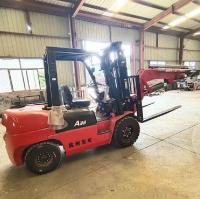 China Heavy Duty 5 ton Diesel All Terrain Forklift with Lifting Tools and Telescopic Handler for sale