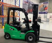 China 550mm/685mm Fork Width 2-3.5 Ton LPG/Gasoline Forklift for Your Warehouse Operations for sale