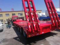 China HOWO Lowboy 3 Axle 60t 70t 80t Heavy Duty Hydraulic Gooseneck Detachable Low Loader Truck/Lowbed/ Lowboy Low Bed Semi Trailer for sale