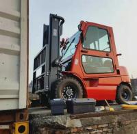 China 3000kg 3500kgs Closed Cabin and Heater Diesel Forklift Perfect for Construction Works for sale