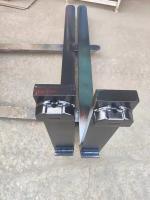 China 4000 kg Weight Lifting Tools Forklift Fork for Heavy-duty Applications for sale