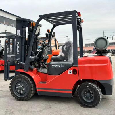 China 3 Stages Mast Lifting Tools 2-3.5 Ton LPG/Gasoline Forklift Truck with Japan Engine for sale