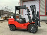 China 3 Stages Mast Lifting Tools 2-3.5 Ton LPG/Gasoline Forklift Truck with Japan Engine for sale