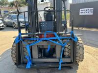 China 5 Ton Diesel Forklift Truck with Japan ISUZU Engine Fork Positioner and Side Shifter for sale