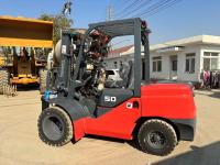 China 5 Ton Diesel Forklift Truck with Japan ISUZU Engine Fork Positioner and Side Shifter for sale
