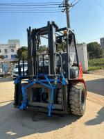 China Manufacturing Plant 5 Ton Diesel Forklift Truck with Japan ISUZU Engine and Side Shifter for sale