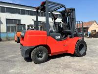 China Euro5/EPA Japan 5 ton Diesel Forklift Truck with ISUZU Engine and Fork Positioner for sale