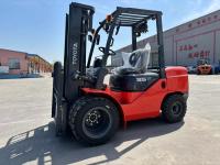 China 3 Ton Forklift with 2-Stage Mast and Manual Hydraulic Lifting Pallet Truck from Japan for sale