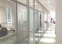 China Aluminum Tempered Office Glass Partition Walls Noise Reducing With Blind for sale