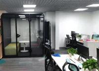 China Transparent Glass Soundproof Meeting Pod for sale