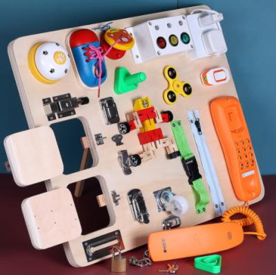 China Montessori's early childhood education children's puzzle Montessori busy board unlocking teaching aids 21-in-1 science for sale