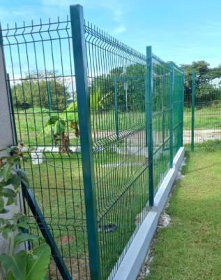 China 3D Curved Security Welded Bending Wire Mesh Fence 1.2-2.4m Height with Galvanized PVC Coating for Garden Boundaries for sale