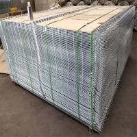 China Powder Coated Welded Wire Mesh Fence Panels For Prison With Square Hole for sale