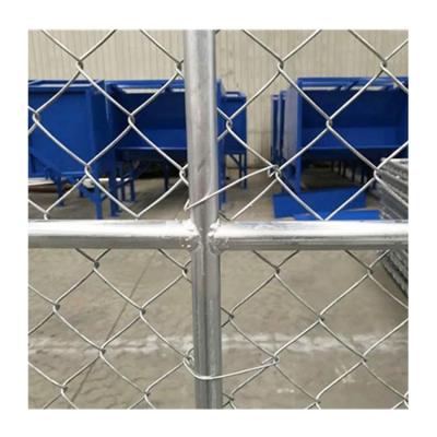 China Hot Dipped Galvanized PVC Coated Chain Link Fence - 2-5mm Wire Diameter, 0.5-2.5m Width Options for sale