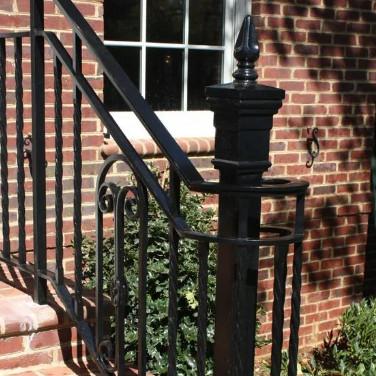 China Custom Powder Coated Wrought Iron Fence Panel 1.8m Height 2.4m Width with Anti-Rust Galvanized Steel Construction for sale