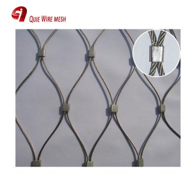 China Stainless Steel Wire Rope Mesh 1-5mm Diameter with 30-200mm Mesh Size for Zoo Enclosures and Architectural Applications for sale
